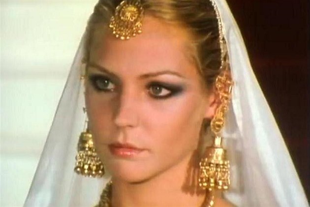 Fotogalerie: Carole André jako Lady Marianna Guillonková v seriálu Sandokan (1976)