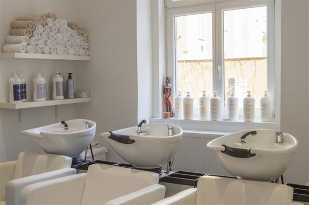 Filip Gregor Hair Design – léto s novou inspirací - JenProMuze