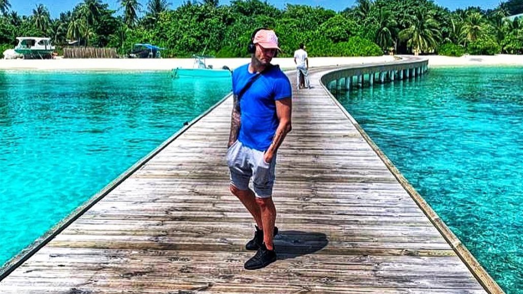 Sámer Issa při potápění na Maledivách ukázal víc, než chtěl: Byl to ...