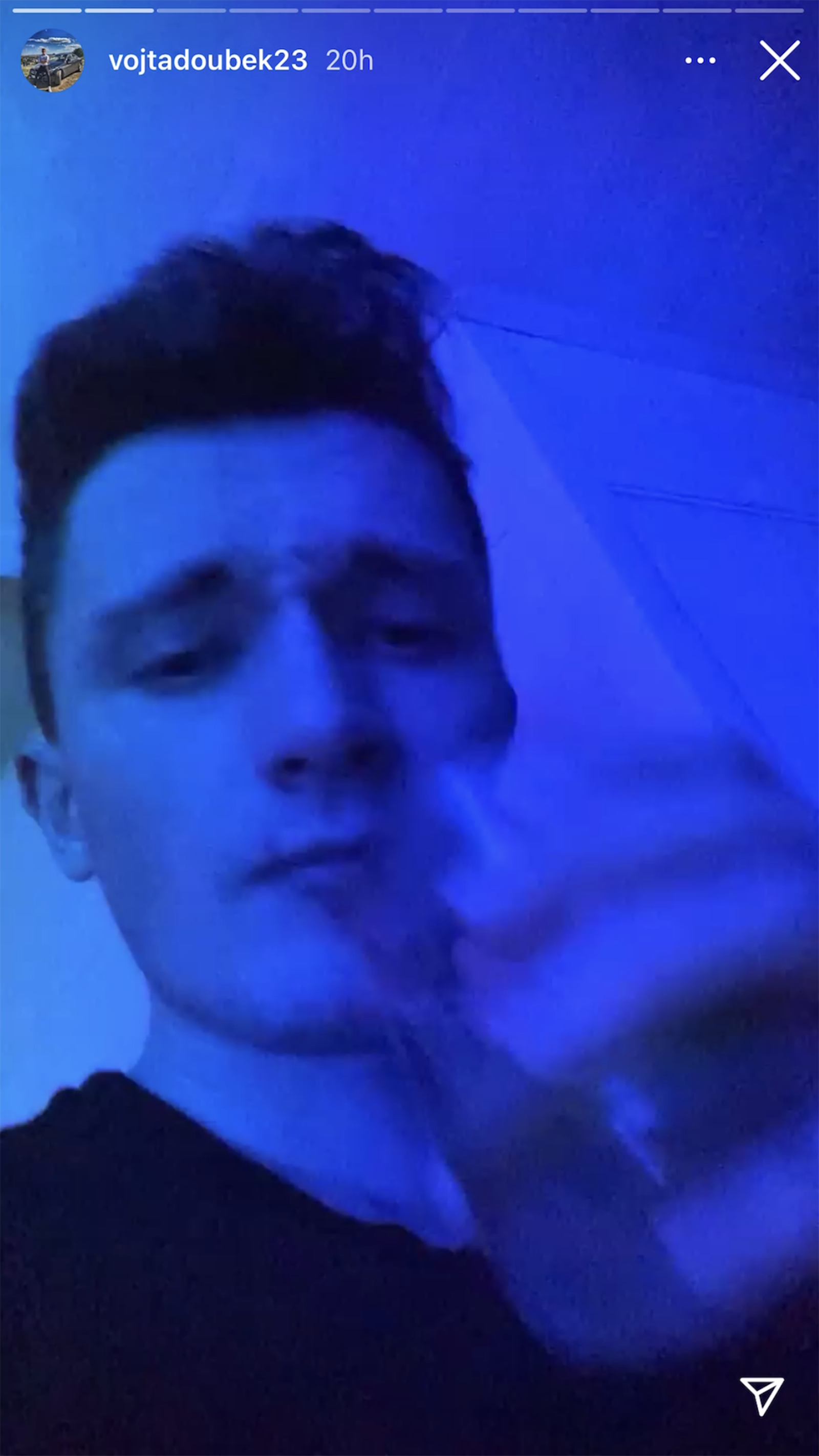 Fotogalerie: Vojta Doubek jde z večírku na večírek a chlubí se tím na ...