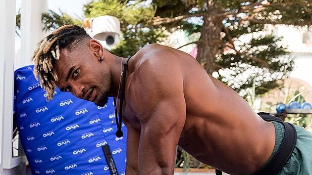 Nathan z Love Islandu: Otec podváděl matku, protože je z Afriky. Už ho chápe, je to jiná kultura ...