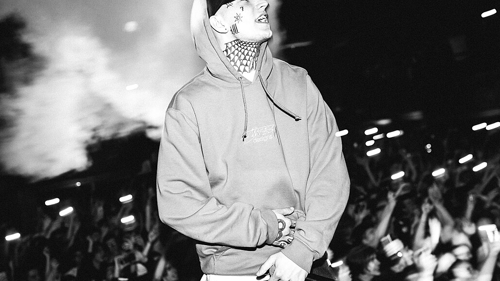 Nik Tendo vydává nový projekt, má jen osm minut. Více není potřeba, po ...