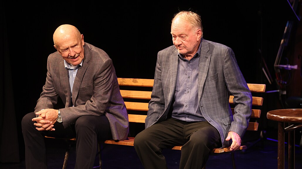 Komici na jedničku: Nárožný a Sobota se předvedli v neuvěřitelné formě ...