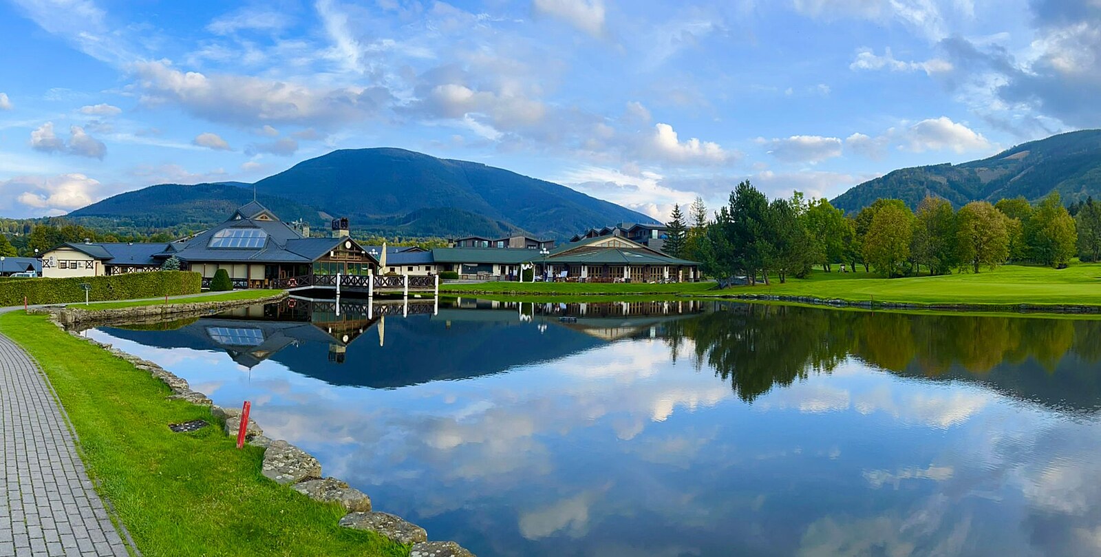 Tour po golfových resortech v Čechách - JenProMuze