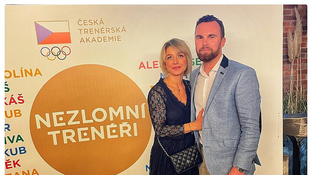 Příšerný rok hokejového kouče Pešána: Vlna kritiky, dvojitý vyhazov a ...