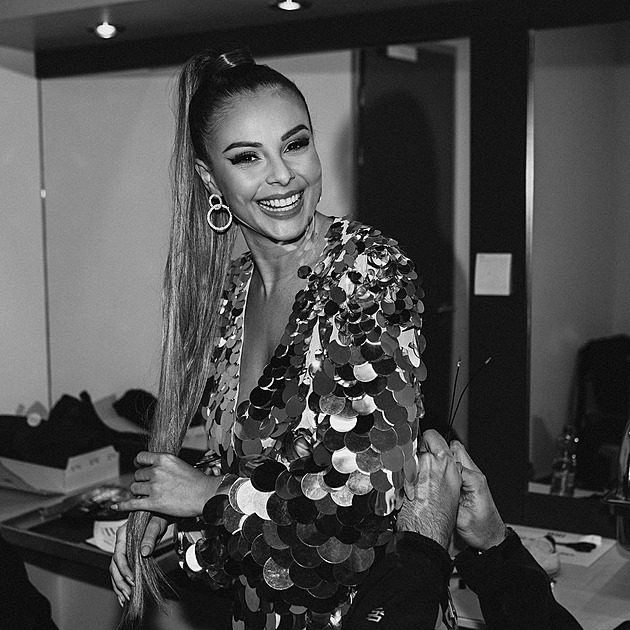 Monika Bagárová v O2 areně čelí kritice: Nemá žádný hit a O2 arena je ...