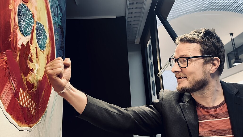 Jan Homola rozezní své obrazy - JenProMuze