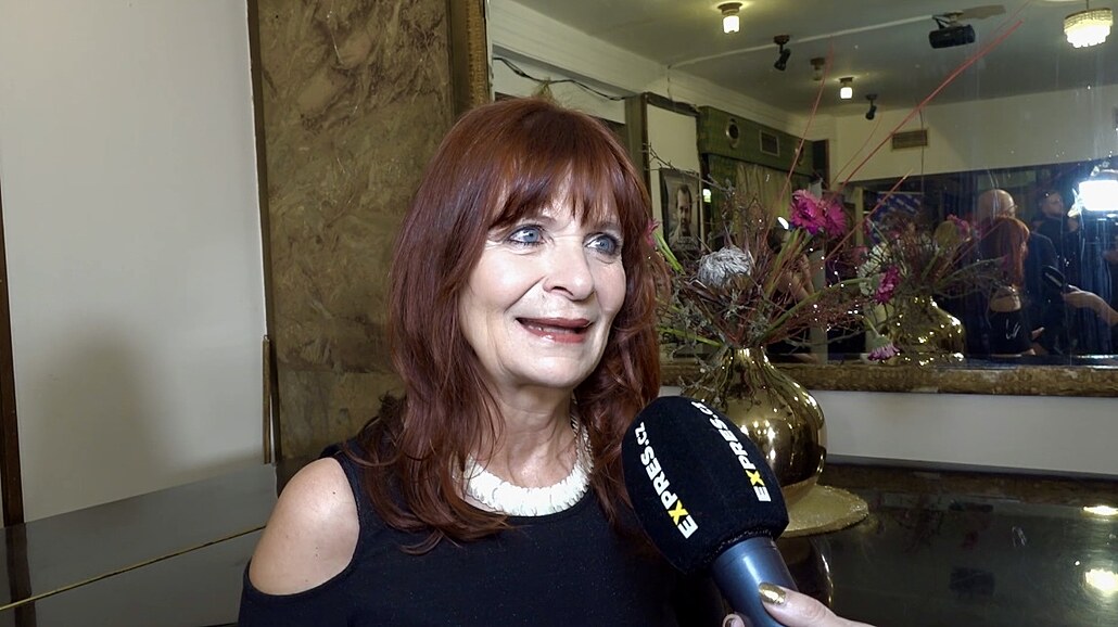 Proč byla na nedávné dovolené Ljuba Krbová sama a s kým z Ulice se ...