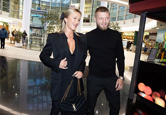 Fotogalerie: Nela Slováková a Radek Roušal