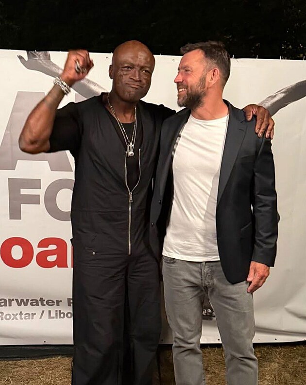 Fotogalerie: Hlavní hvězdou party společnosti BigBoard byl britský ...