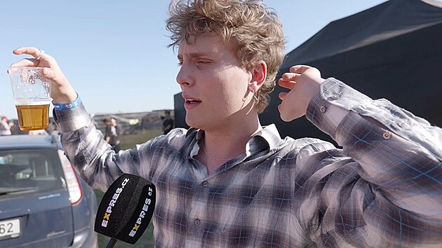 Franta Prachař na Majálesu: Pivo, holky a břišní tanec! - Expres.cz