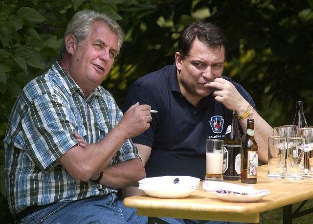 Zeman chce pomoci ČSSD - iDNES.cz