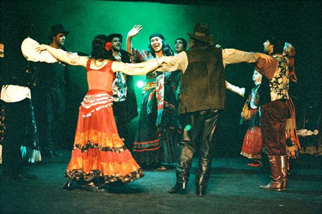 Vášniví cikáni, kleptoman i nymfomanka - iDNES.cz