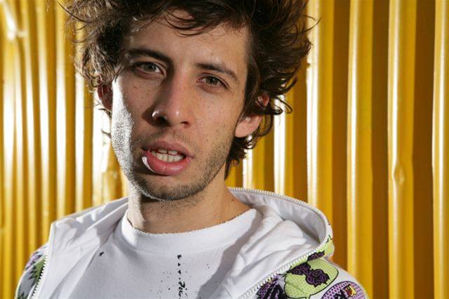 Example - rapper, co se nevzteká - iDNES.cz