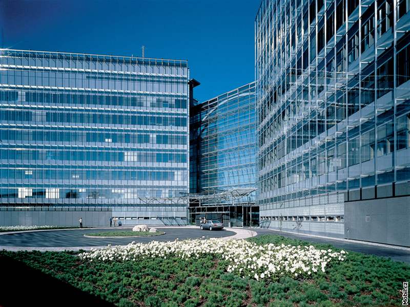 Nokia chce být navždy první. Rivalové jsou zaskočeni - iDNES.cz