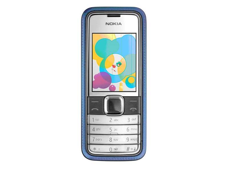 Supernová Nokia 7310 Supernova neformálně představena - iDNES.cz