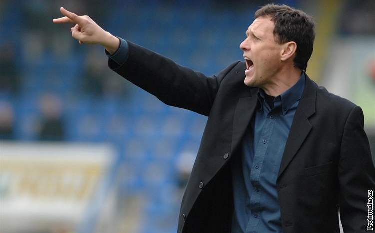 Žižkovský trenér Griga dostal po výbuchu na Vyšehradě padáka - iDNES.cz