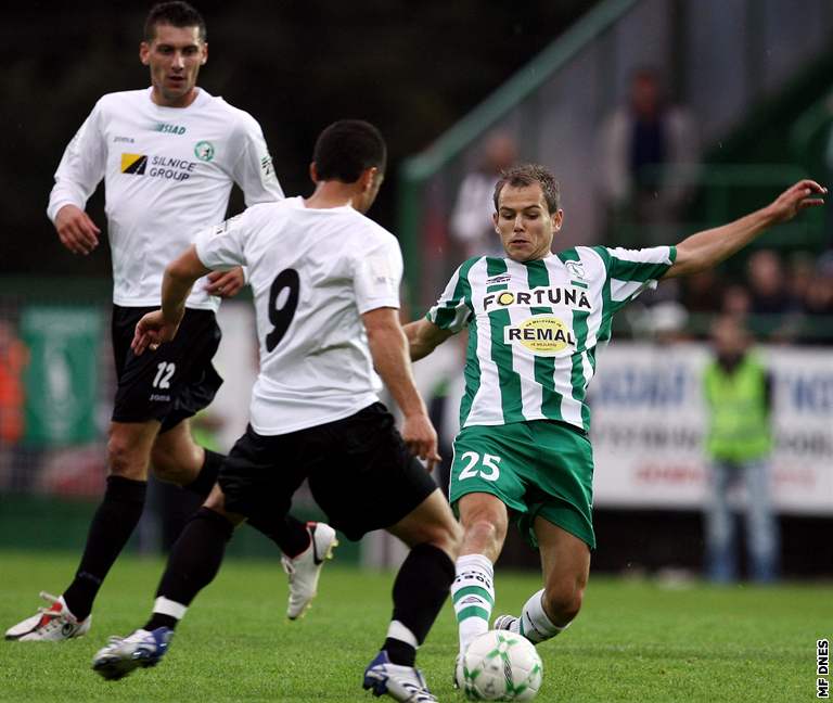Vršovičtí Bohemians doma jen remizovali, dál vede Čáslav - iDNES.cz