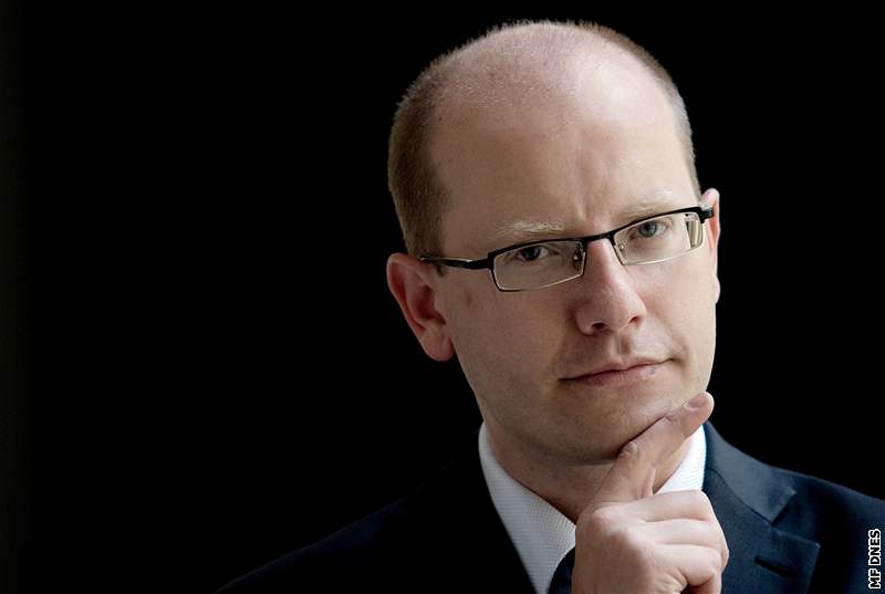 Sobotka z ČSSD je podruhé otcem, syn dostal jméno Martin - iDNES.cz