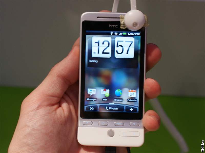 Světová premiéra HTC Hero – zdokonalený android s multi-touch - iDNES.cz