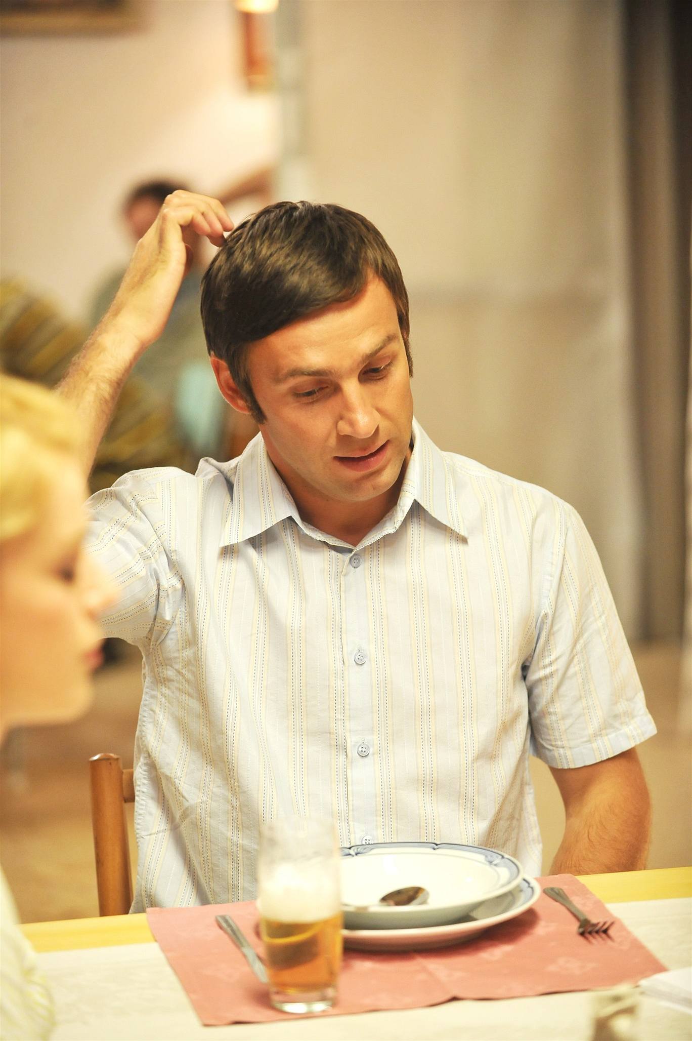 Roman Vojtek: sotva se oženil, byl u porodu seriálového syna - iDNES.cz