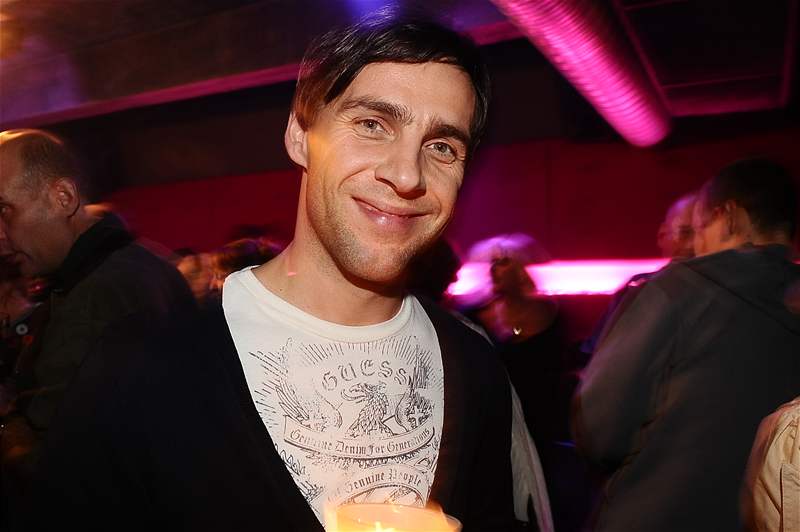 Roman Vojtek tuší dceru, Editě už vybírá kočárek - iDNES.cz