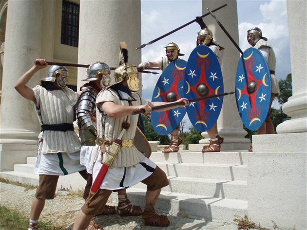 Legionáři z Dolních Dunajovic budou pochodovat na Řím - iDNES.cz