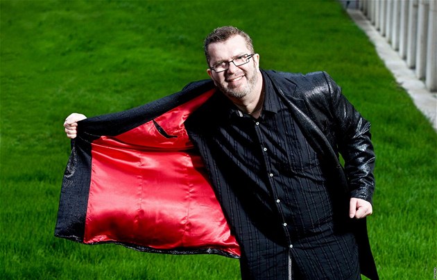 Mám za sebou největší prohru tisíciletí, říká o rozvodu Richard Müller ...