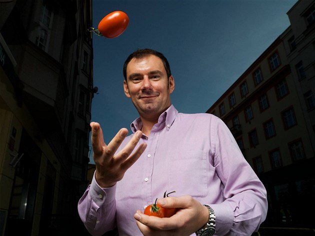 Ital v kuchyni Emanuele Ridi: Komunisti vám zničili chuťové buňky ...