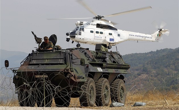 Kosovský přechod v červenci vzplál, teď tu na veselce tekla rakije ...