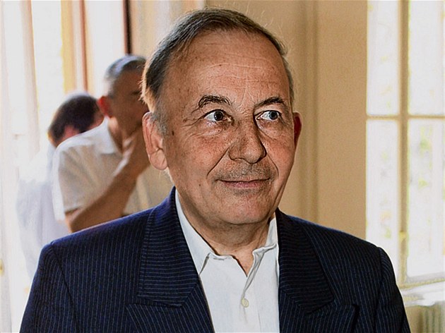 Bývalý politik Karas chce podnikatelům dláždit cestu do Běloruska ...