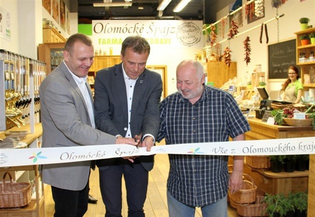 Kraj propaguje farmáře. Ale jen v obchodě hejtmanova známého - iDNES.cz