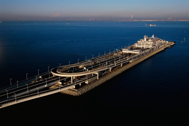 Fotogalerie: Most Tokyo Bay Aqua Line: unikátní spojení mostu a tunelu ...