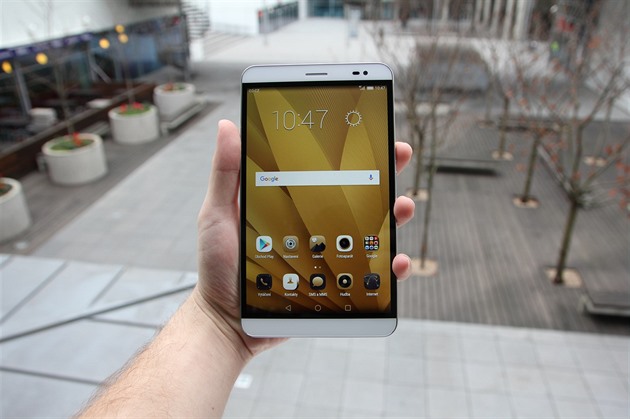 Test Honor X2: pro někoho tablet, pro jiného ještě telefon - iDNES.cz