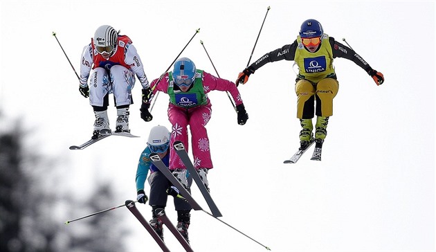 Zemanová desátá mezi skikrosařkami, stopku jí vystavilo čtvrtfinále ...