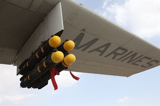 USA kývly na prodej střel Hellfire a dalších zbraní Česku za 3,2 ...