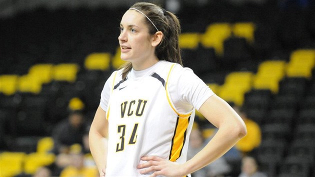 Basketbalistky Trutnova získaly pod koš Američanku Snyderovou - iDNES.cz