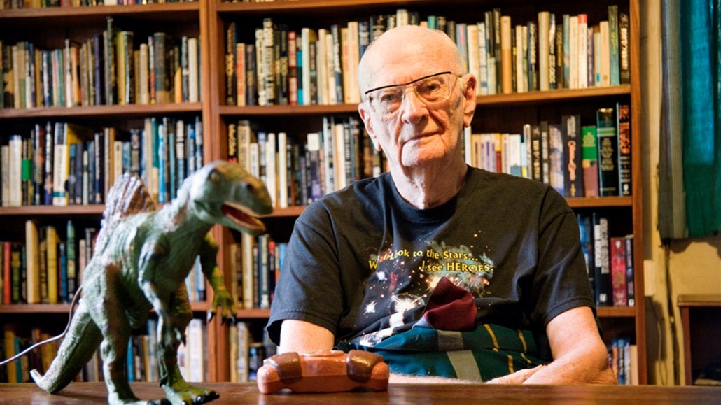 Před 100 lety se narodil A. C. Clarke, který uměl psát budoucnost ...