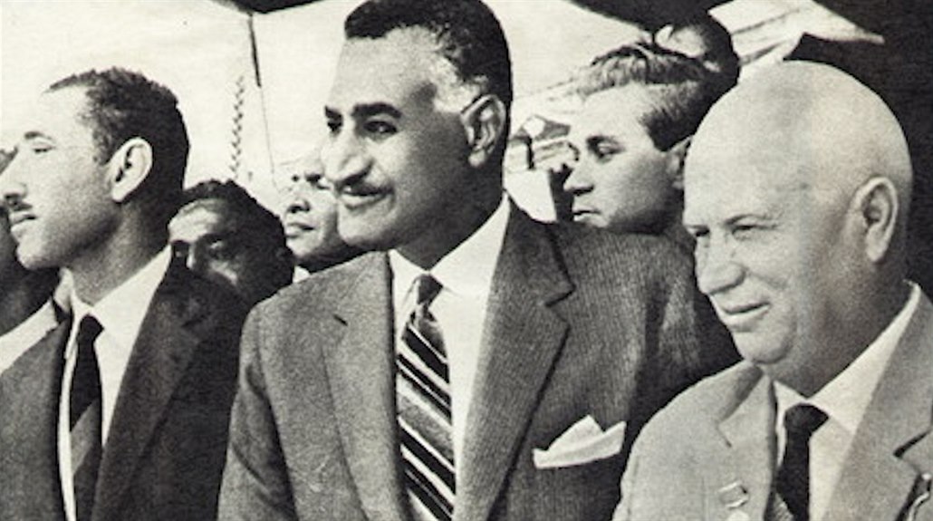 Násir chtěl sjednotit Araby. Znárodnil Suez a prohrál válku s Izraelem ...