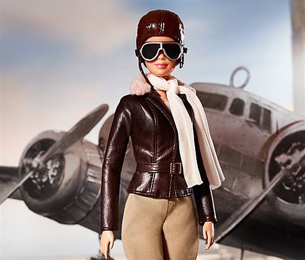 Žen v kokpitu letadel je poskrovnu. Nejvíc jich knipl obsluhuje v Indii ...