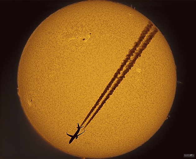 První dalekohled vyrobil z brýlí, teď je uznávaný fotograf vesmíru ...