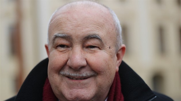 Zemřel hudební skladatel Petr Hannig, objevil Lucii Bílou - iDNES.cz