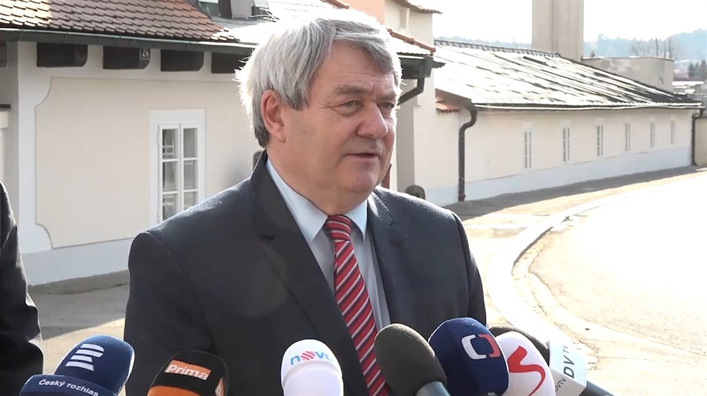 Filip: Zeman mi poděkoval za podporu Babišovy vlády - iDNES.cz
