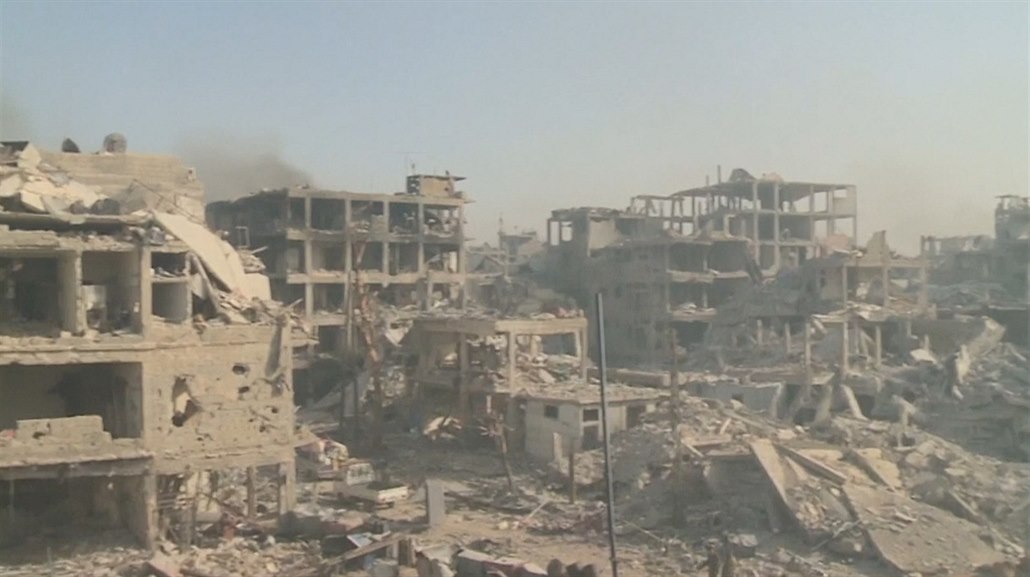 VIDEO: Damašek je v troskách, Asad v nich pátrá po zbylých islamistech ...