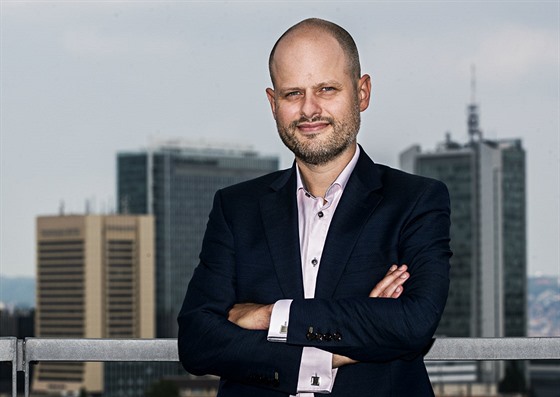 Česká spořitelna rozesílá SMS: Do George se přesuňte do tří týdnů ...