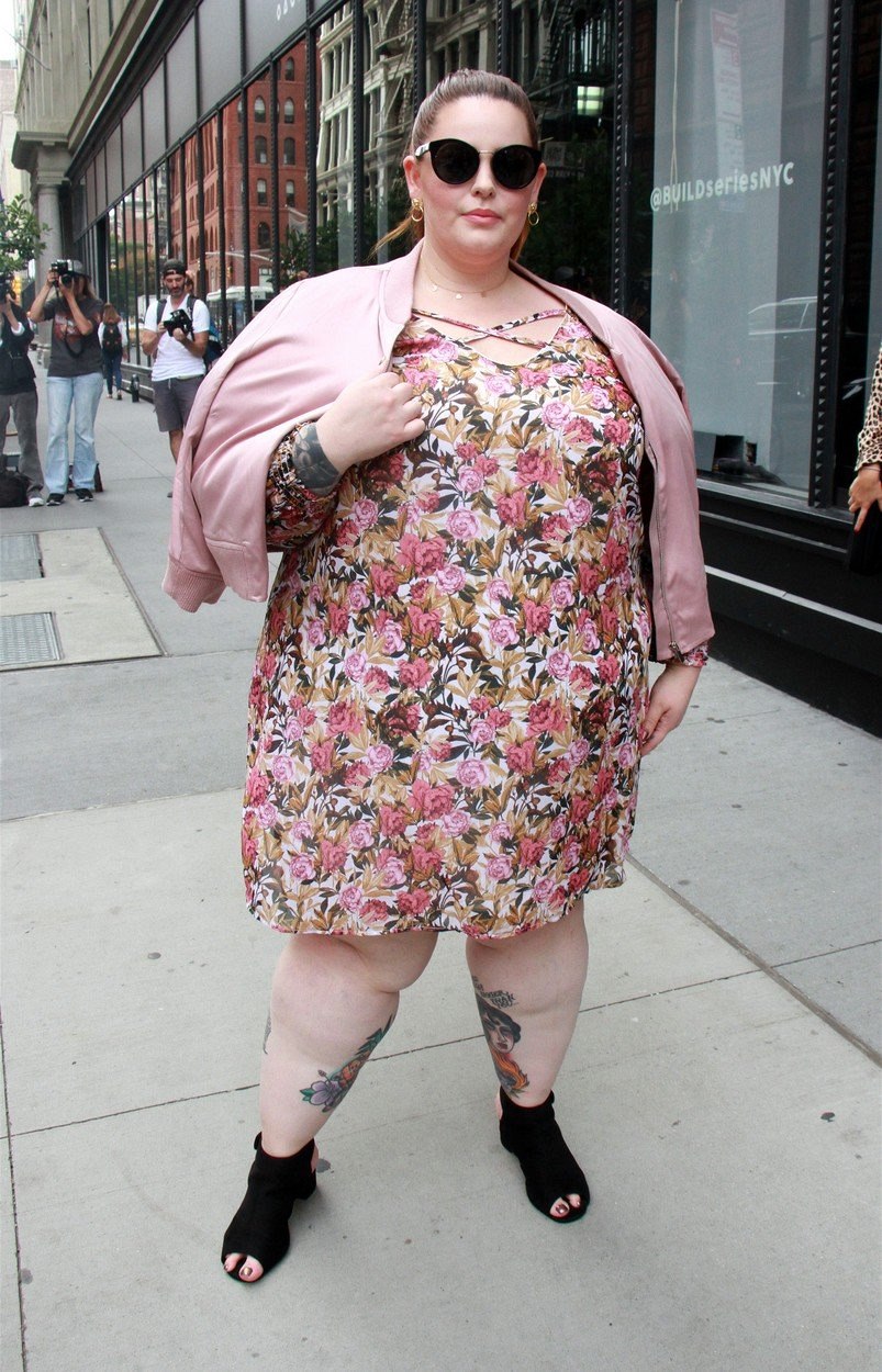 Plné tvary už nejsou in, značky chtějí hubenost, stěžuje si plus size ...