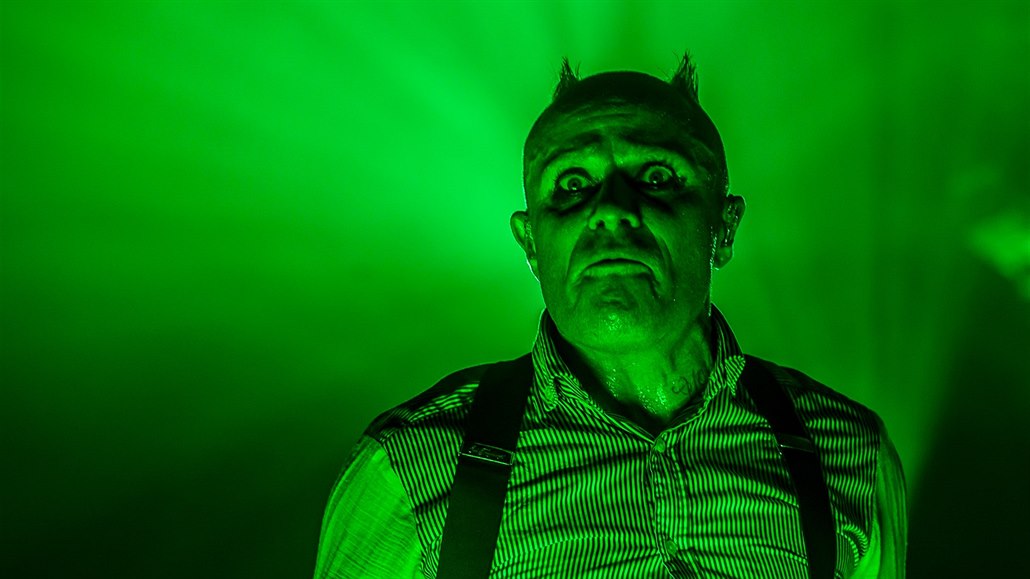 Zemřel Keith Flint, zpěvák legendárních The Prodigy, jehož vzhled děsil ...