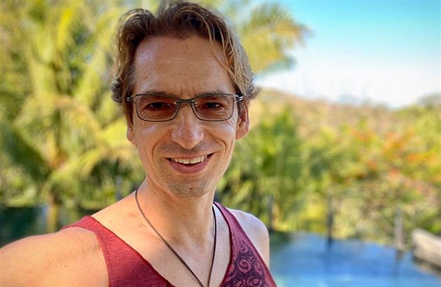 Lituji, že jsem v devadesátkách více nevystupoval, říká Sebastian Roth ...