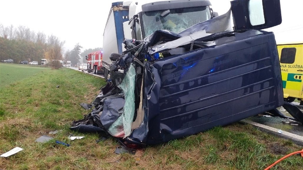 Nehod v Pardubickém kraji není moc, nebezpečné úseky přesto existují ...