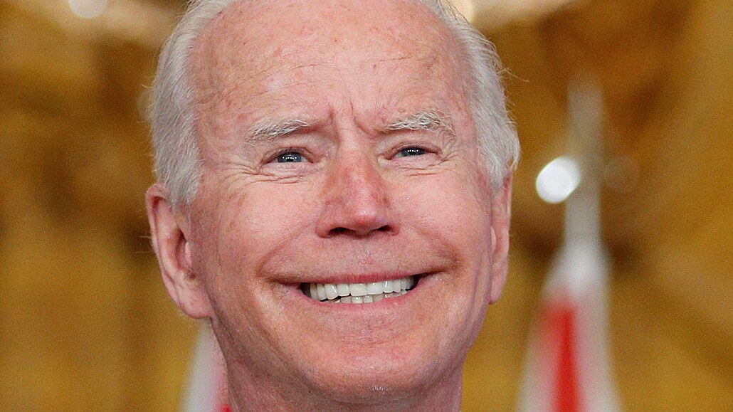 Průzkum Austrálií. Biden pokračuje v trumpovském America first | Názory ...